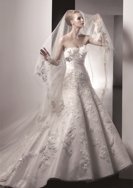 Anne Gregory Designs gets on board the Designer Sample Sale! - Wedding ...